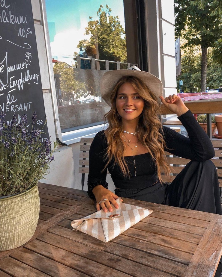 Picture of Jessy Hartel