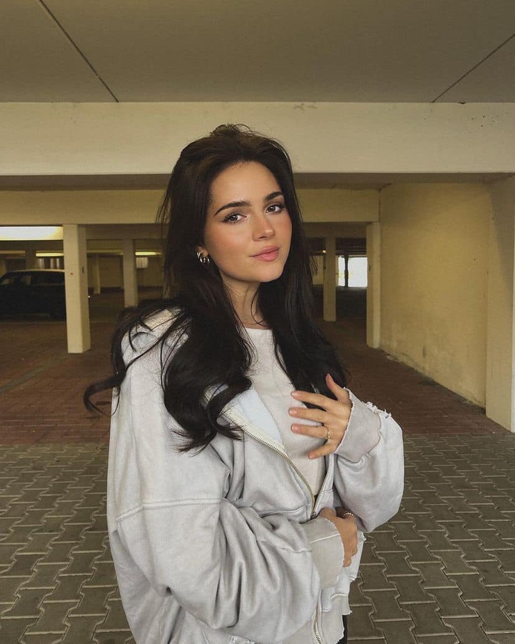 Picture of Jessy Hartel