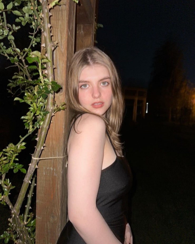 Picture of Lyliana Wray