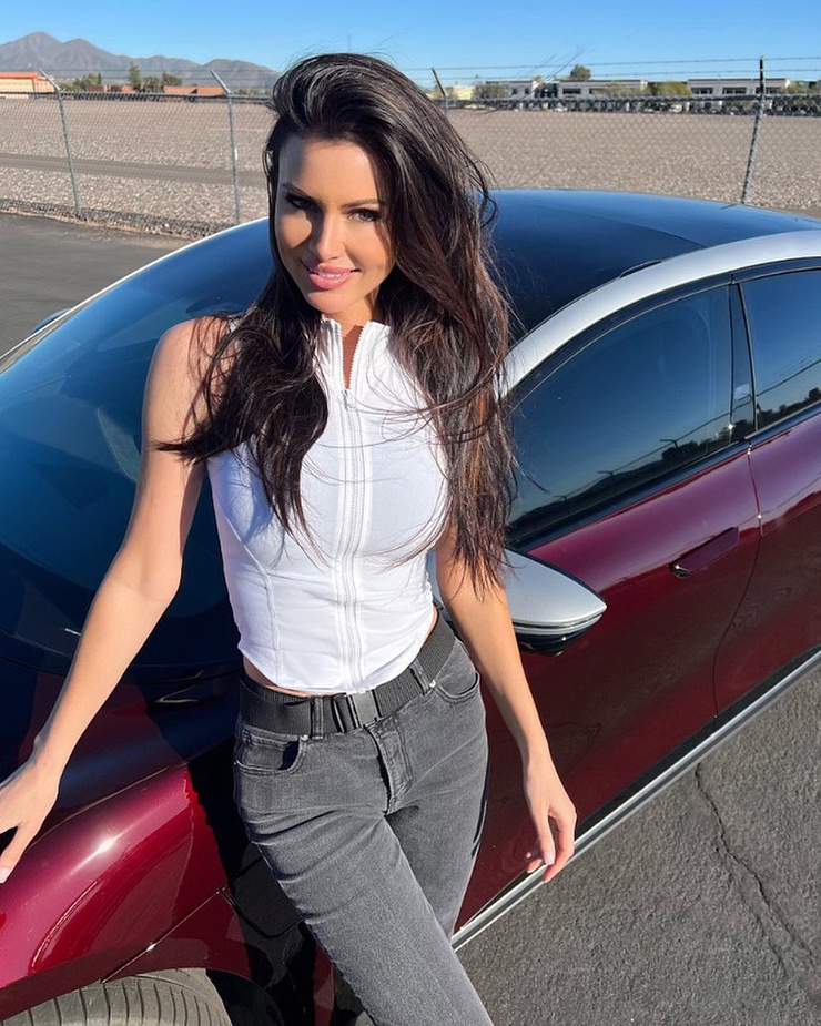 Picture Of April Rose