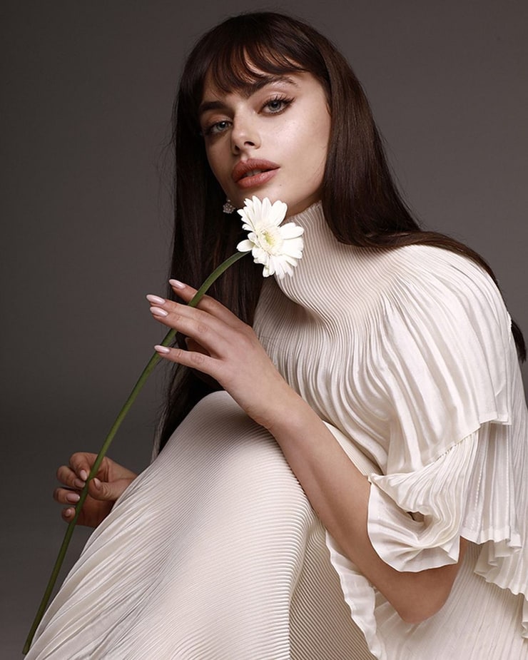 Picture of Yael Shelbia