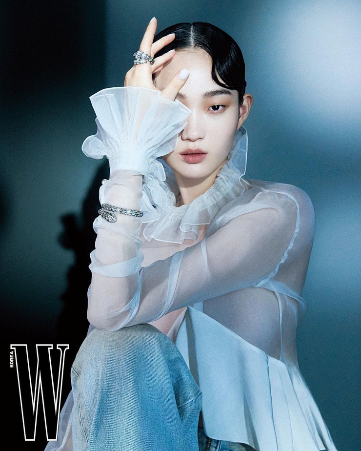Picture of Shin Hyun Ji