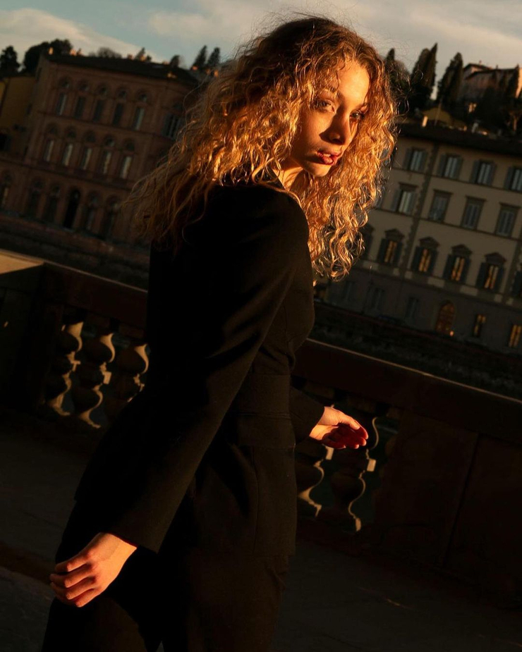 Picture of Eleonore Deltel