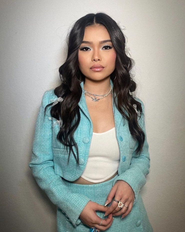 Picture of Lisa Yamada