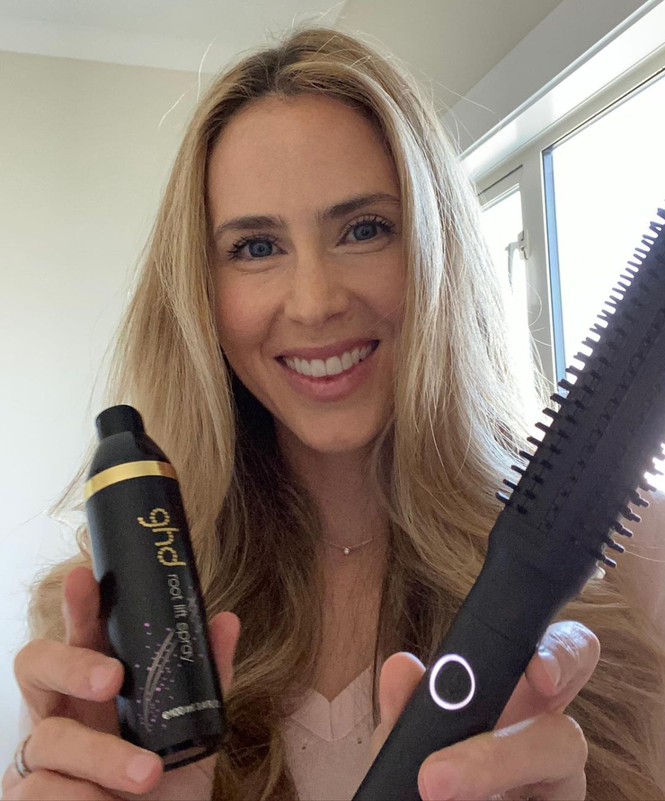 Anna Hutchison picture