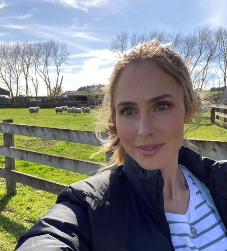 Picture of Anna Hutchison