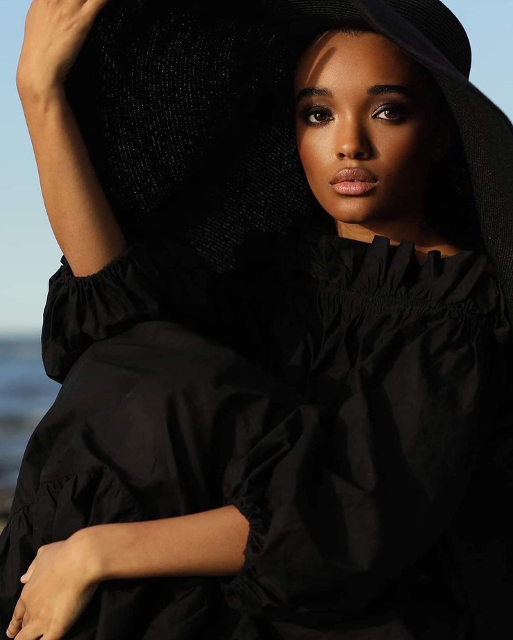 Picture of Shashi (model)