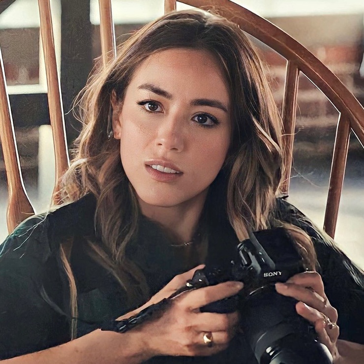 Picture of Chloe Bennet