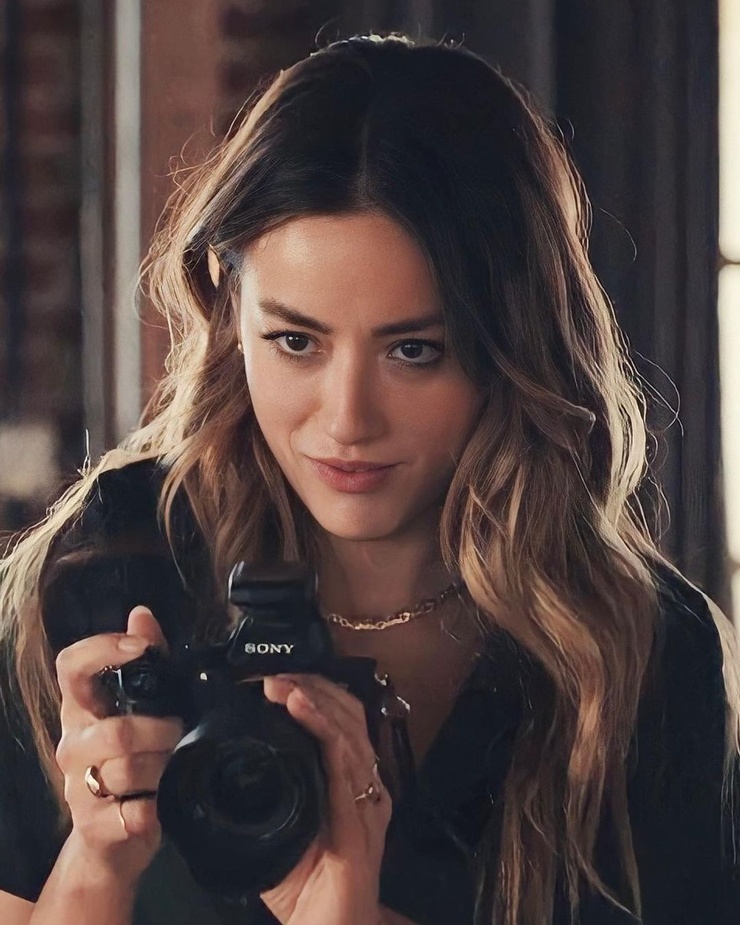 Picture of Chloe Bennet