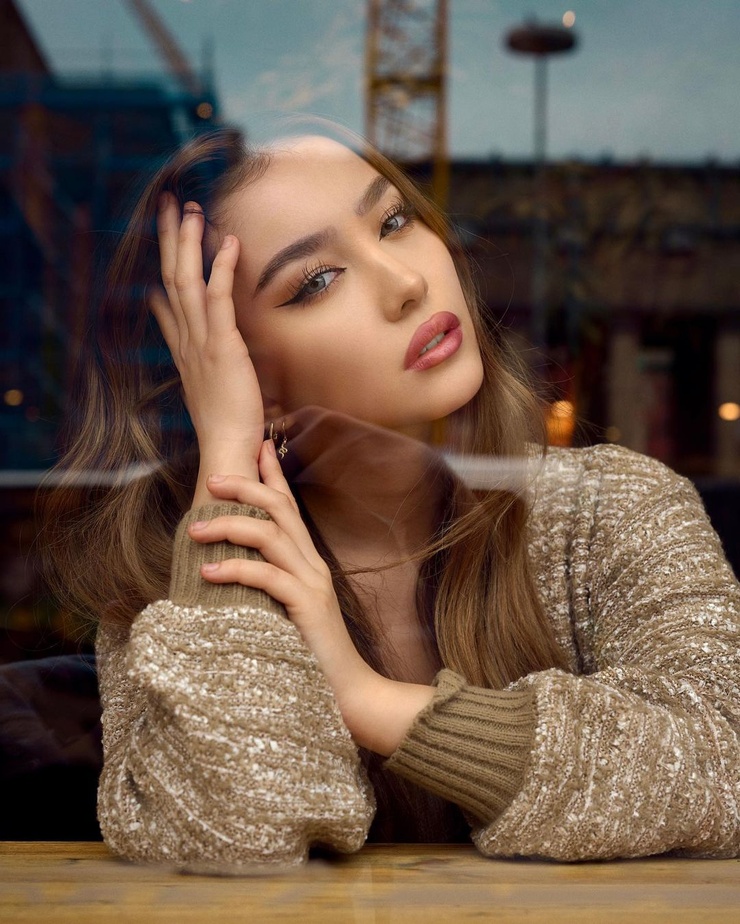 Image of Maria Winston