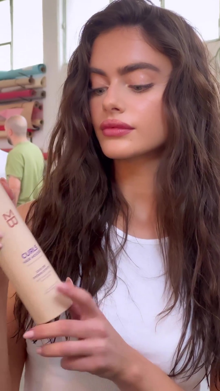 Picture of Yael Shelbia