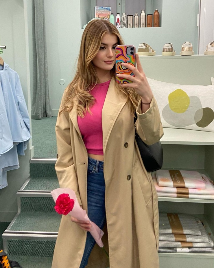 Picture of Claire Tisn