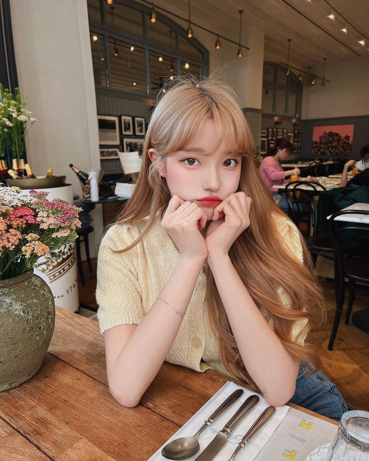 Picture of Jung Yoon