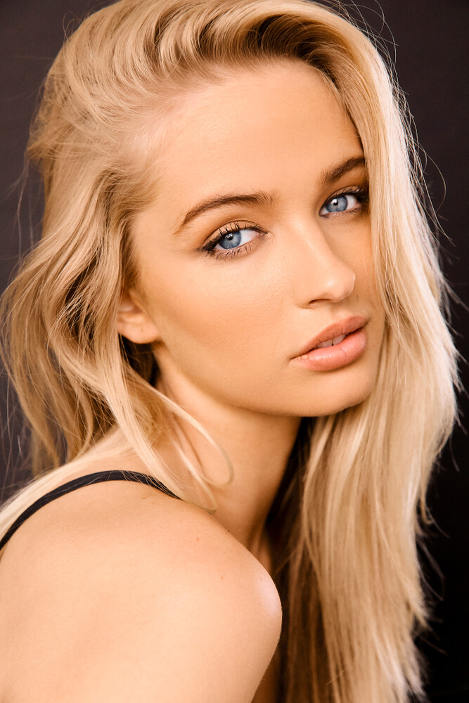 Picture of Liana Clark