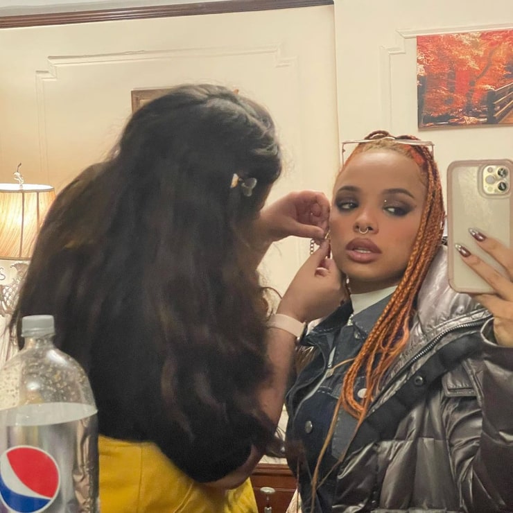 Image of Sisi Stringer