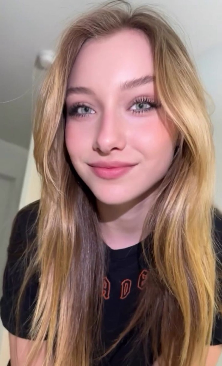 Picture of Alexandra Lenarchyk