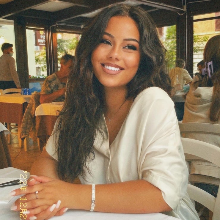 Picture of Dunja Jasmin