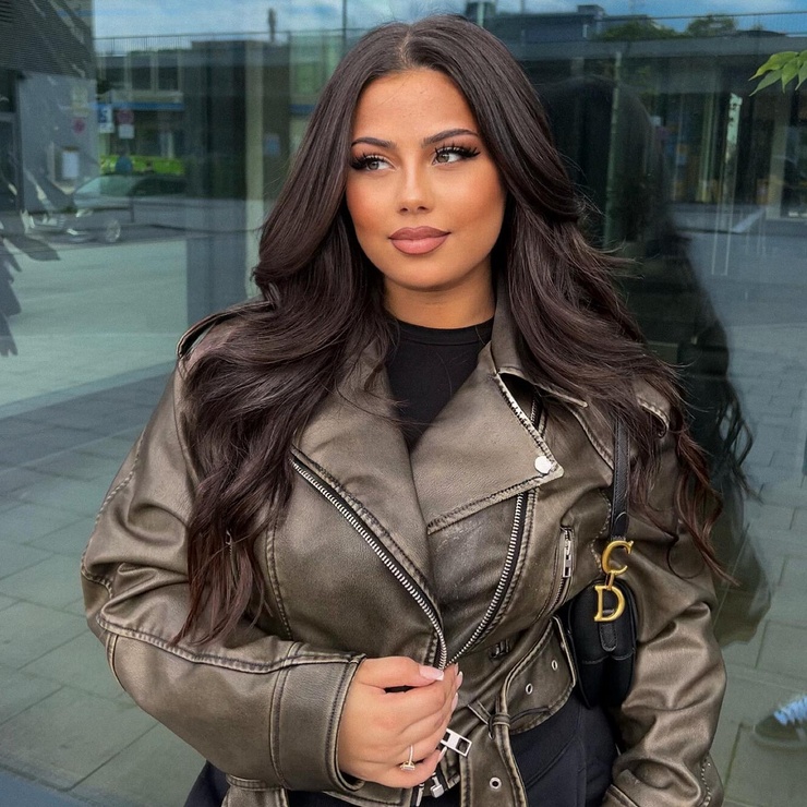 Picture of Dunja Jasmin