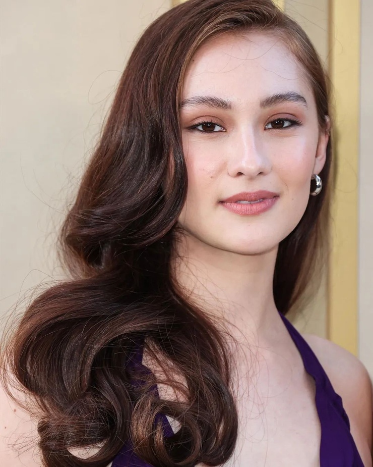 Picture of Lola Tung