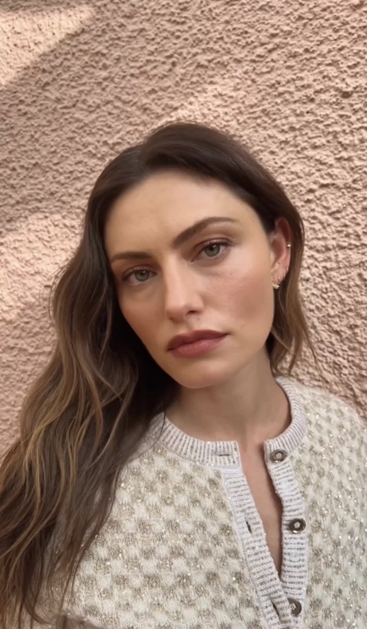 Picture of Phoebe Tonkin