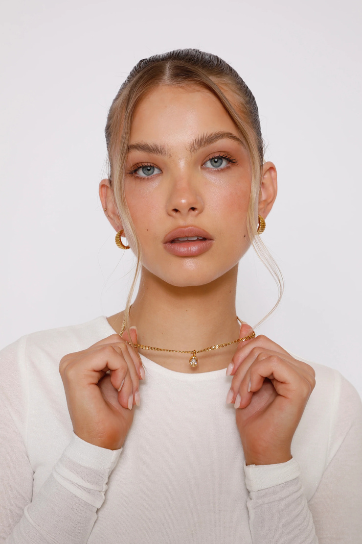 Emma Flowers picture