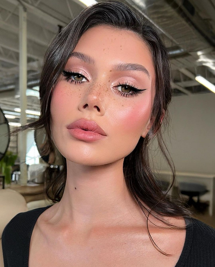 Picture of Lauren Keeline