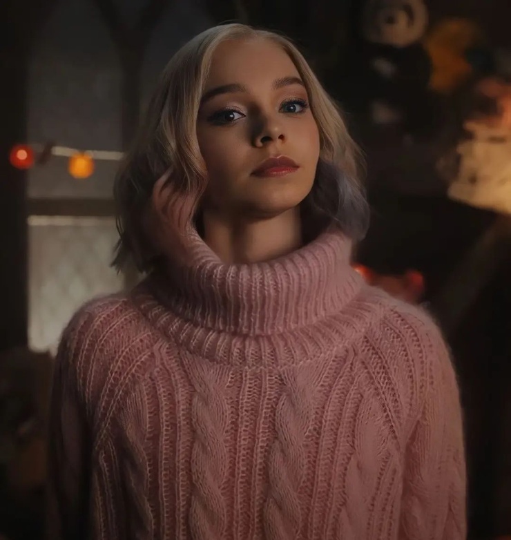 Picture of Emma Myers