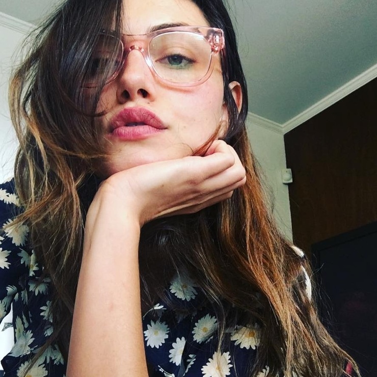 Picture of Phoebe Tonkin