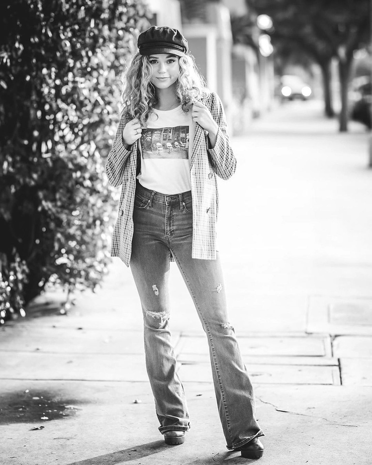 Picture of Brec Bassinger