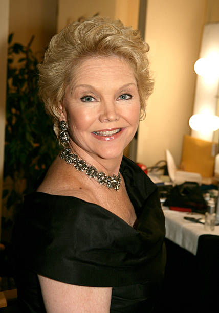 Erika Slezak