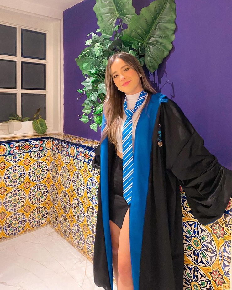 Victoria Dallier image