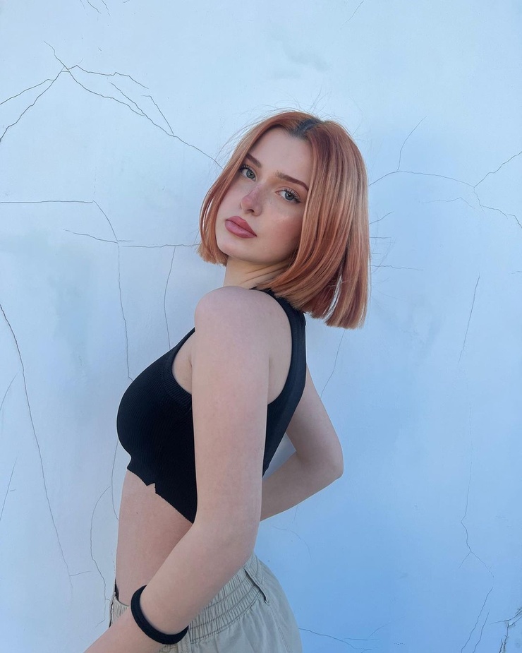 Picture of Lay Tugce