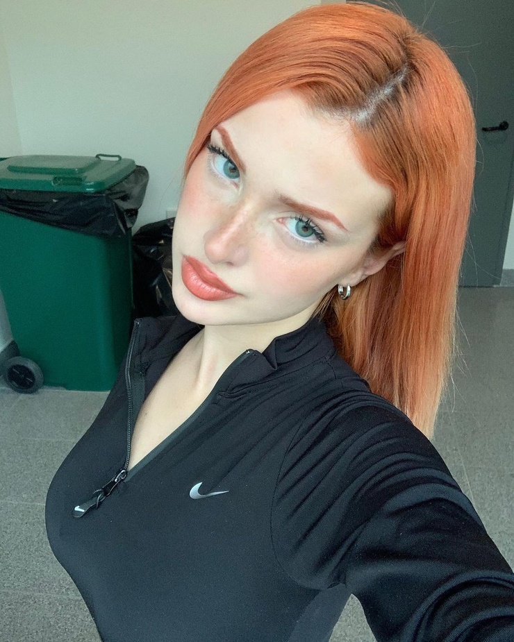 Picture of Lay Tugce