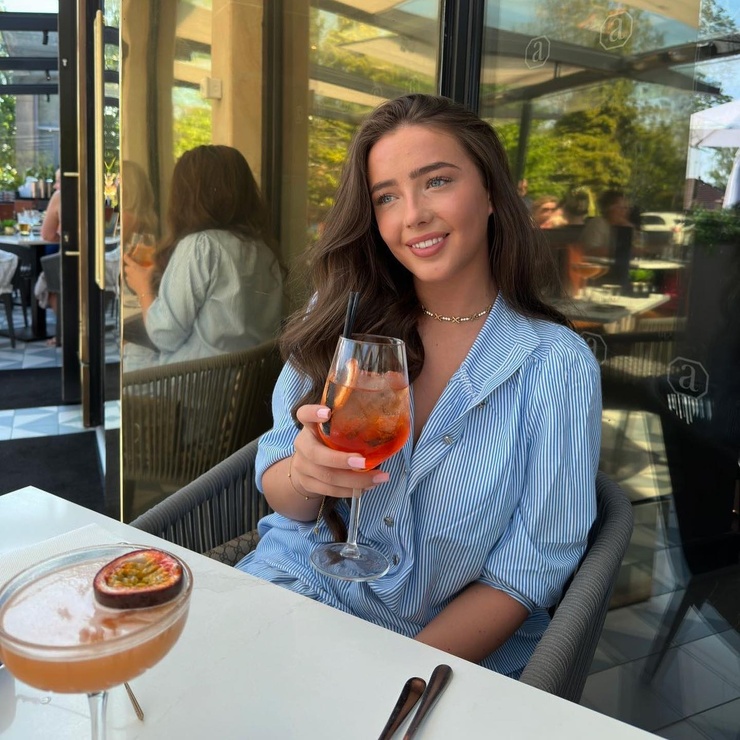 Picture of Lucy Thomas