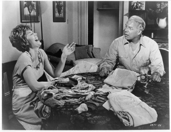 Lynn Carlin, George Kennedy