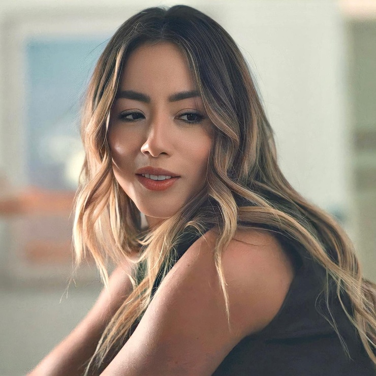 Picture of Chloe Bennet