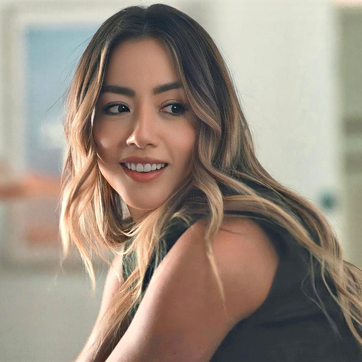 Picture of Chloe Bennet
