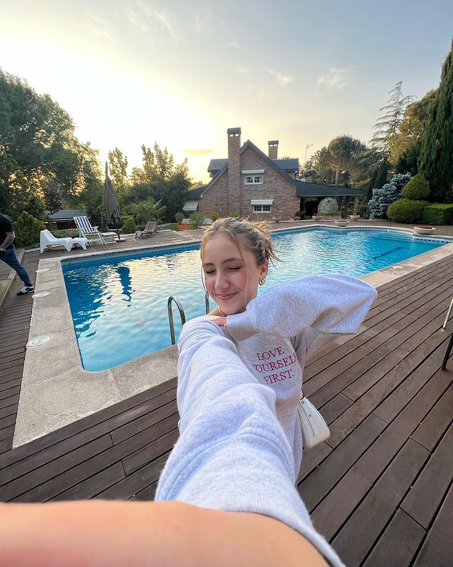 Picture of Ava Kolker