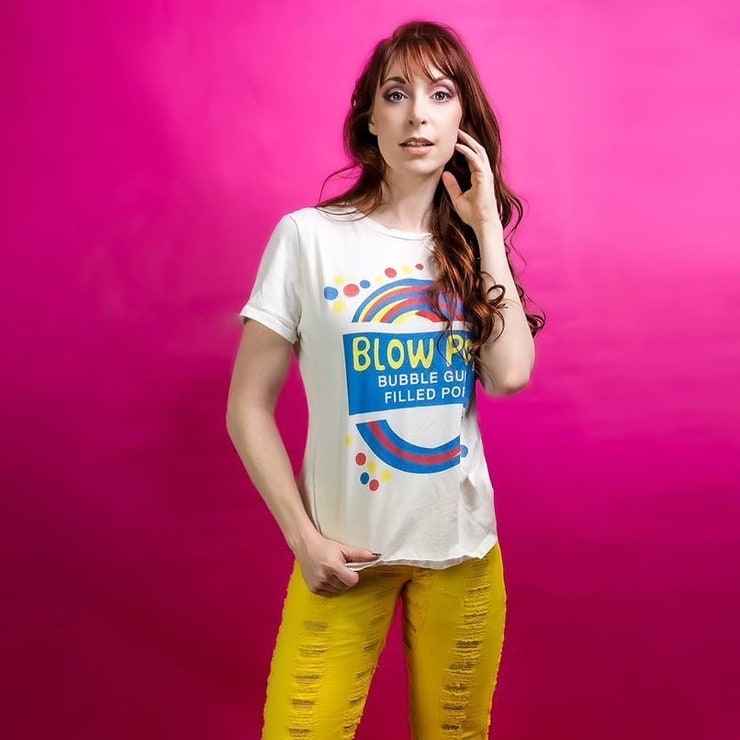 Picture of Lisa Foiles