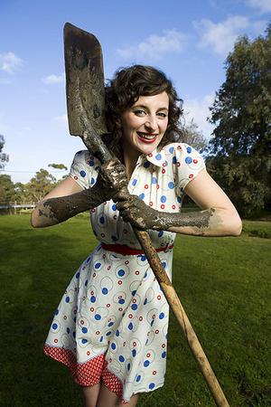 Felicity Ward picture
