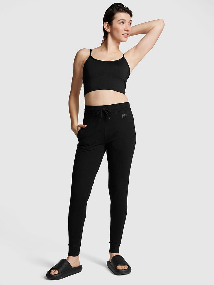 Picture of Frankie Cavalcanti