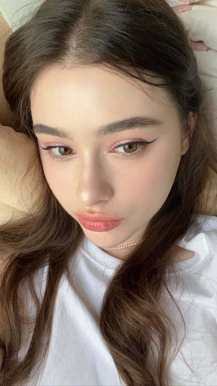 Picture of Dasha Taran (II)
