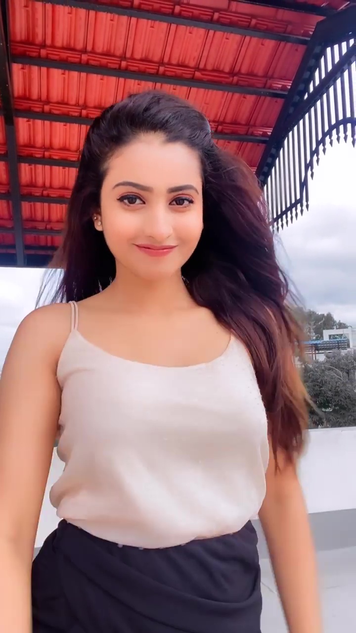 Deepika Pilli picture