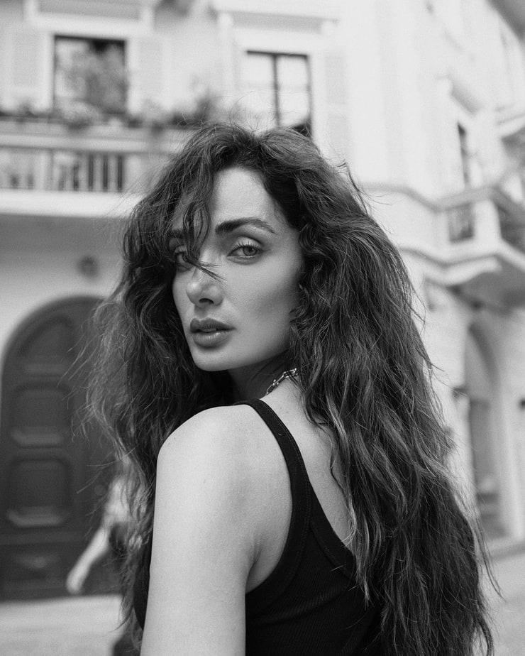 Picture of Shademaneh Mehr