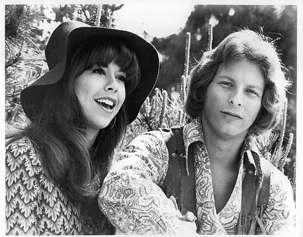 Elaine Giftos, Bob Corff