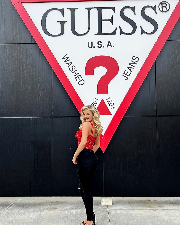 McKenzie Hewson picture