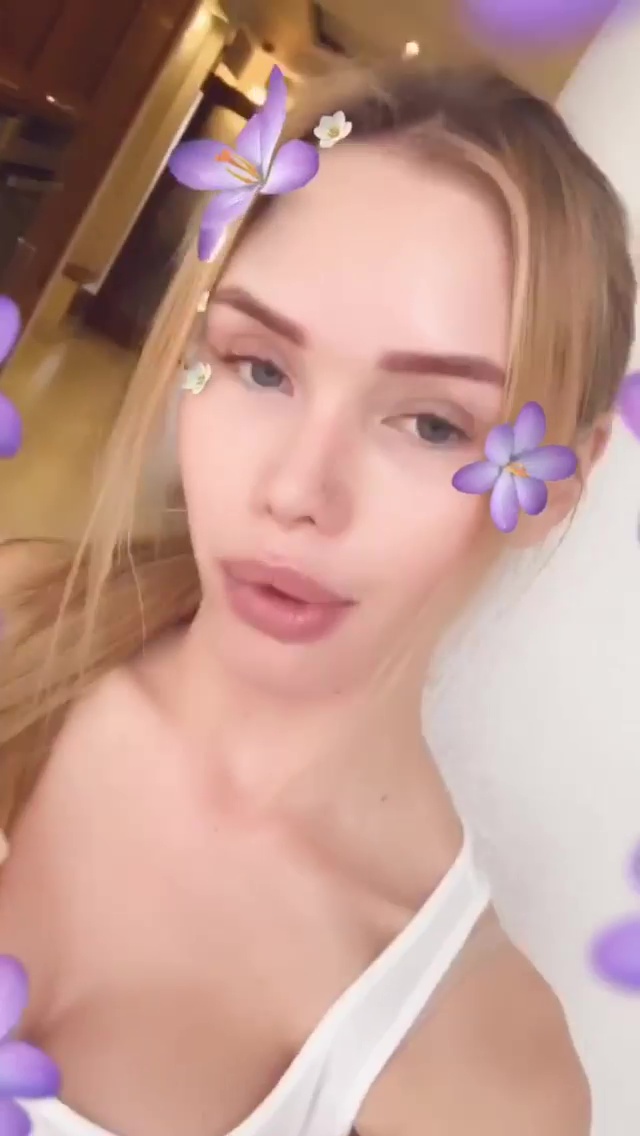 Olya Abramovich picture