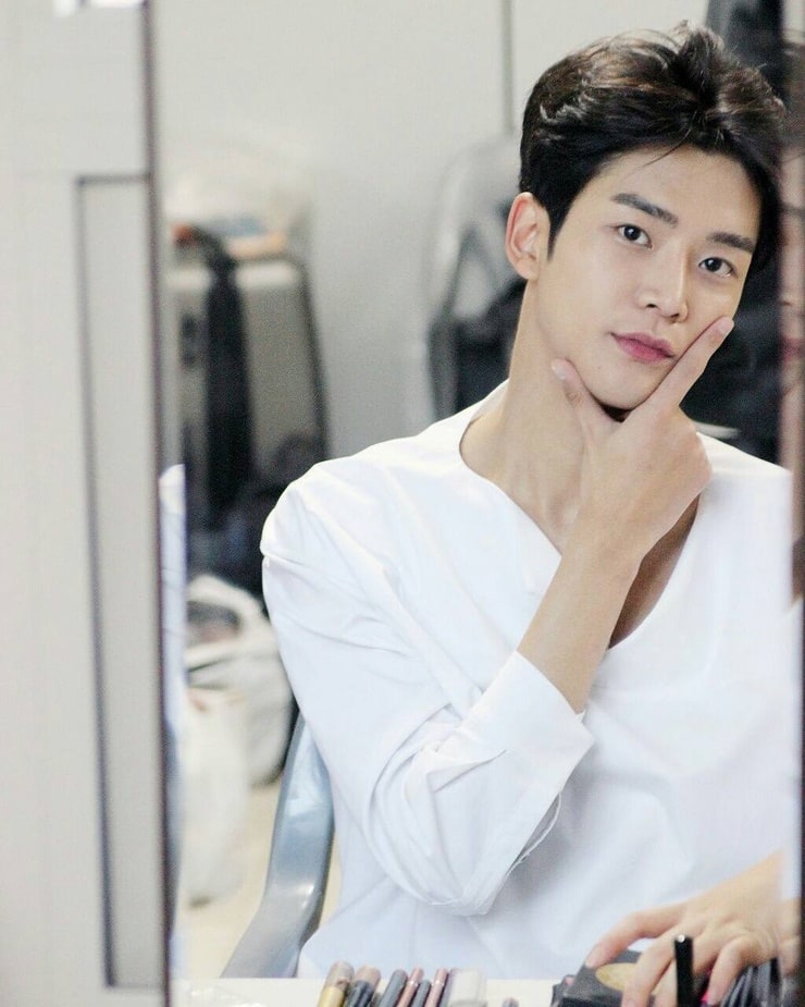 Picture of Kim Ro Woon