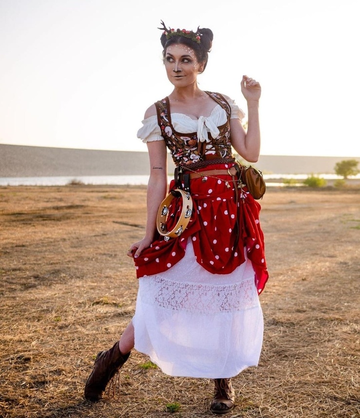 Anna Brisbin picture