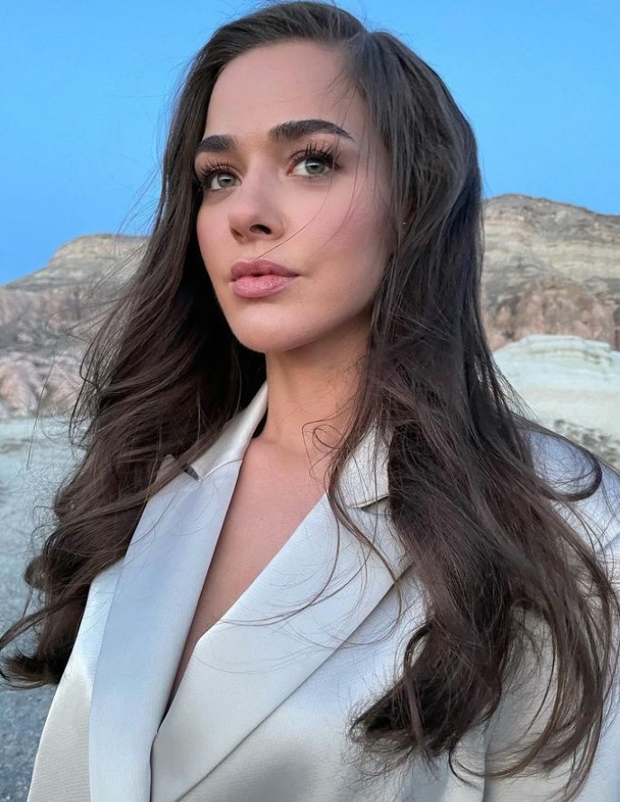 Picture of Bensu Soral